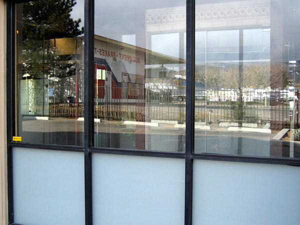 Commercial Glass – Ideal Mirror and Glass